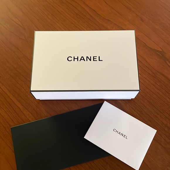 CHANEL | Accessories | Chanel Rectangular White Black Gift Box ...